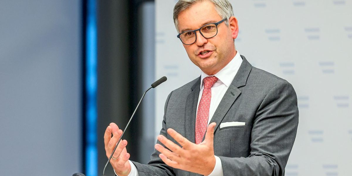 Brunner will durchsetzbarere EU-Fiskalregeln - Wirtschaftspolitik ...