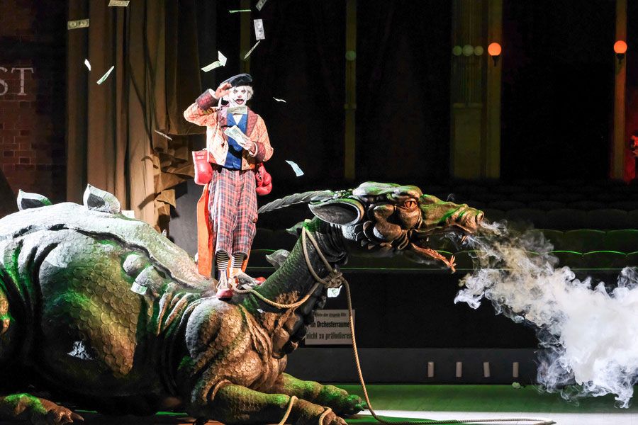 "Wahnfried": Showtime, bis der Flügel qualmt - Musiktheater ...
