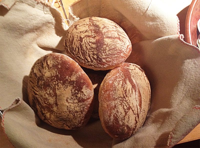 Mit Laib und Seele: Brot selberbacken boomt - Essen & Trinken ...