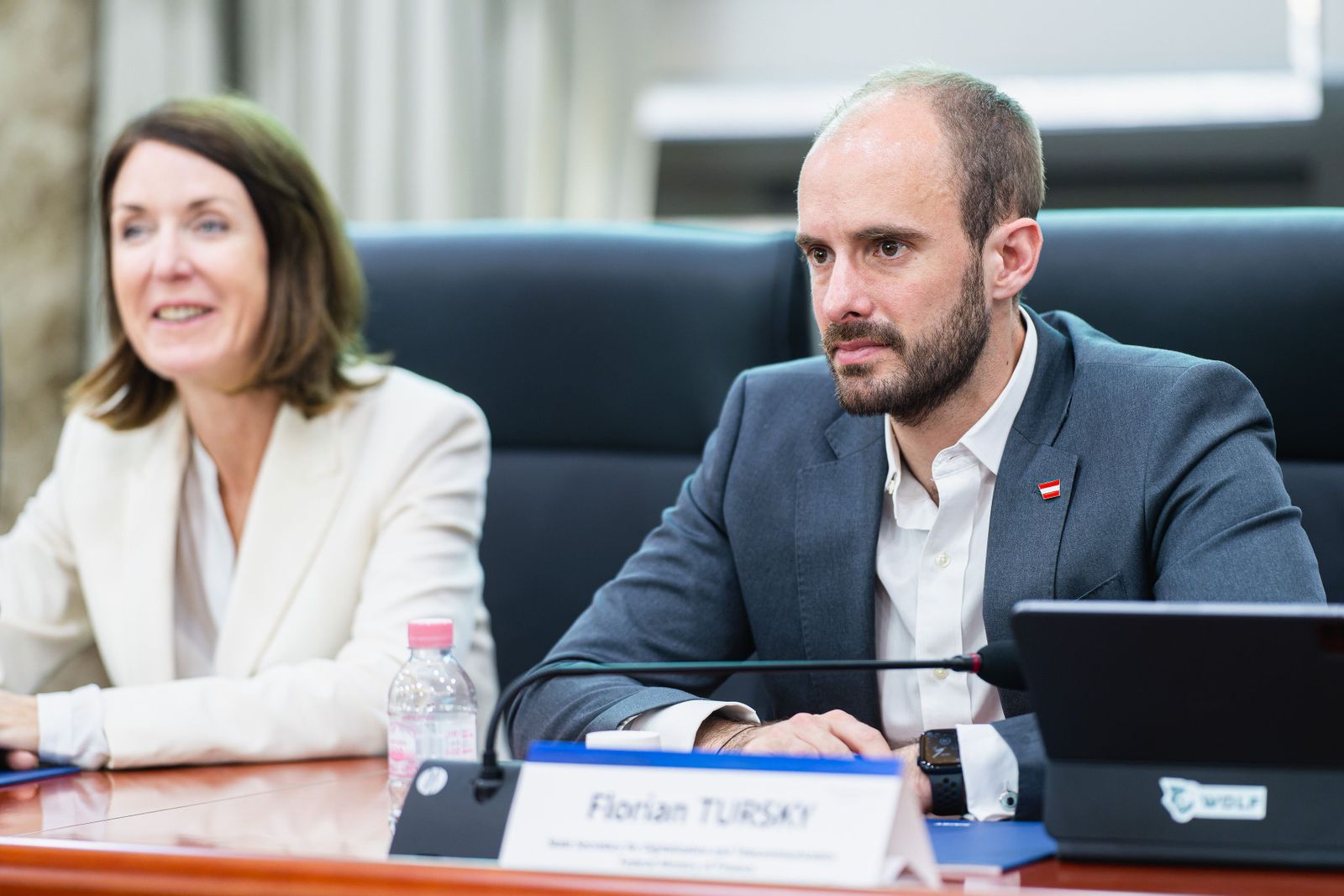 Österreich sucht in Südkorea nach neuen Mobilfunk-Ausrüstern - Telekom ...