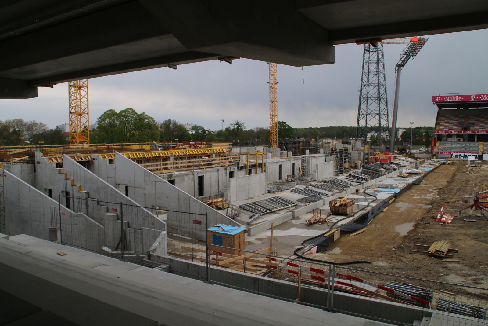 Generali-Arena: Mittelfristig sollen 12.500 Zuseher kommen - Austria ...