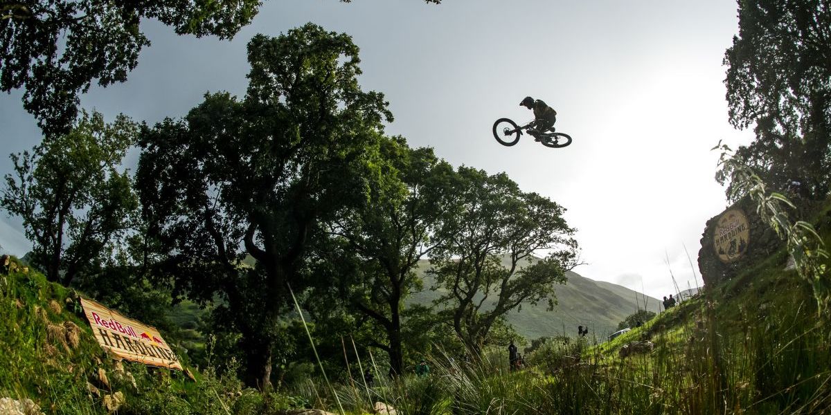 Hart, härter, Hardline: Andreas Kolb dreht eine Ehrenrunde in Wales ...