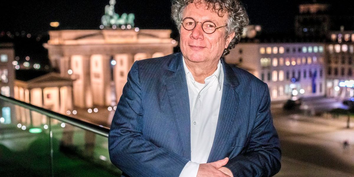 Spaß im Irrenhaus mit Ingo Schulzes neuem Buch - Literatur ...