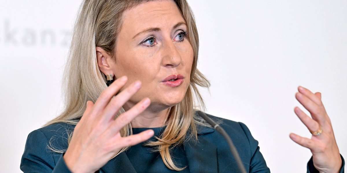 Fragen der Identität - Hans Rauscher - derStandard.at › Diskurs