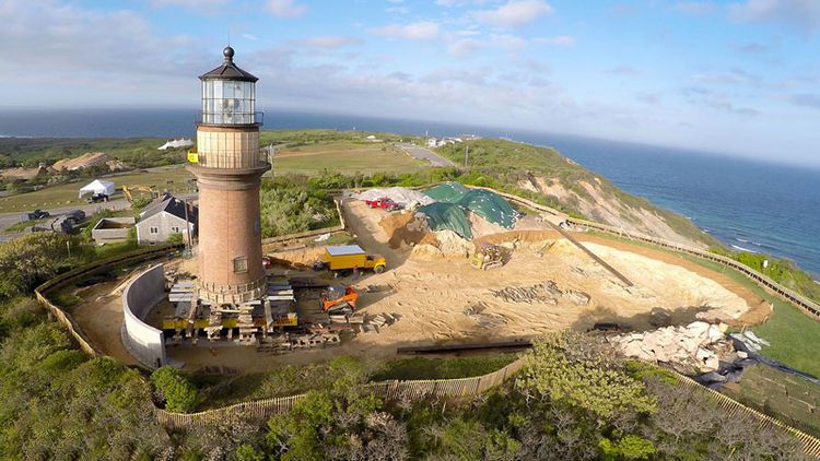Der Mann, der Häuser versetzen kann - Wohnbau International ...