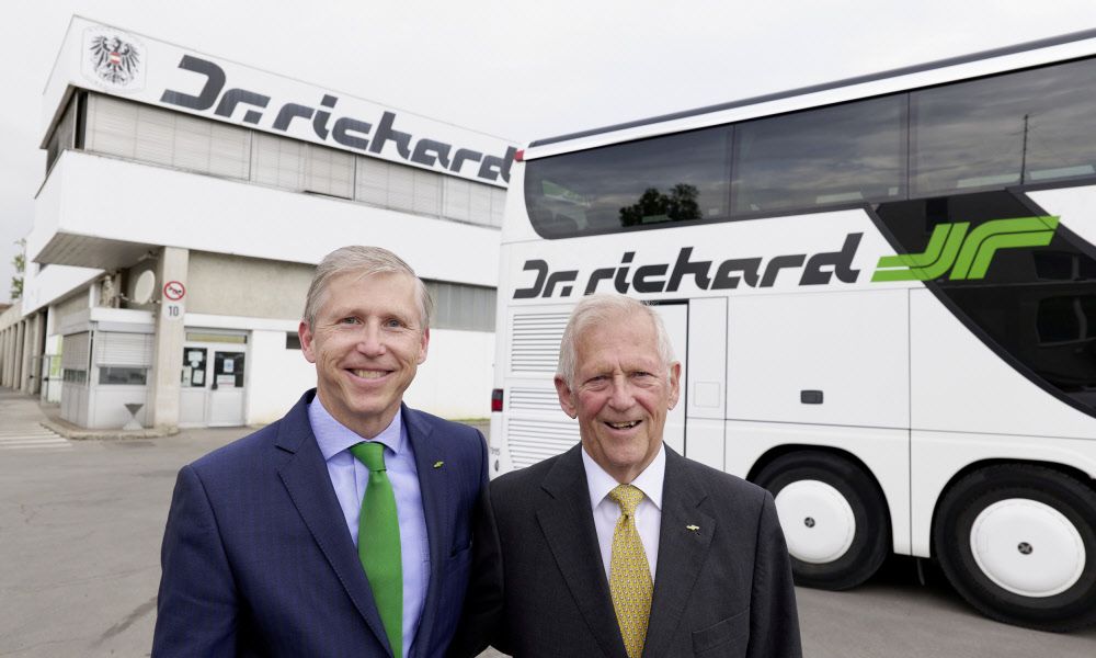 Dr.-Richard-Chef: "Im Bus kann man viel besser schlafen als im Zug ...
