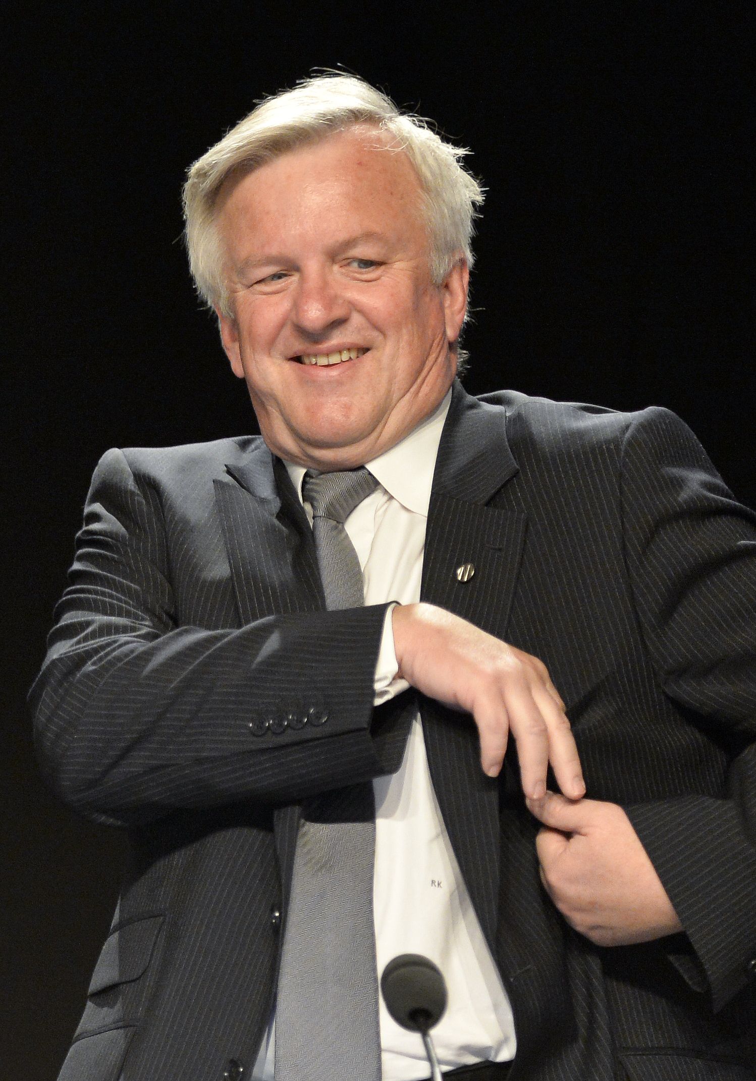 Ex-Chef Kemler und Öbib schenken einander vor Gericht ein - Unternehmen ...