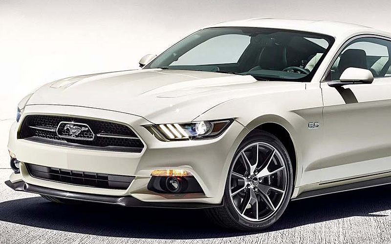 Mustang & Miata: Runde Geburtstage - Auto-Kolumne: Rückspiegel ...