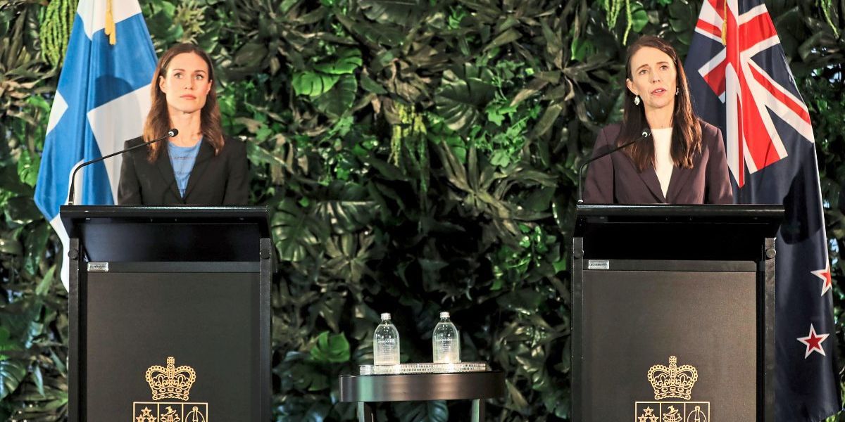 Treffen nur "wegen gleichen Alters"? Eklat bei Pressekonferenz mit ...