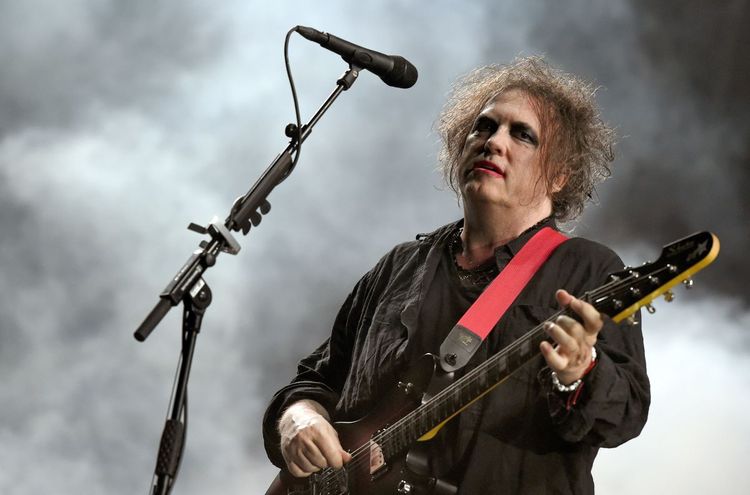 Weltstars der Außenseiter: Arte zeigt Doku über The Cure - Streaming ...