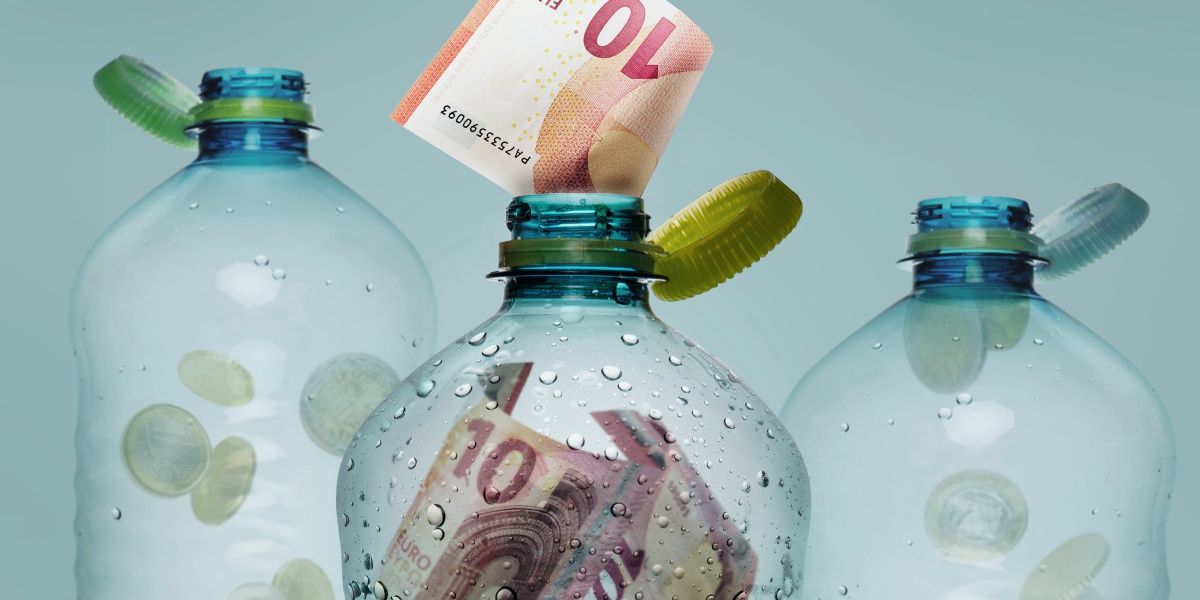 Simran sahdev hot sex videos i was asked to lay on the bed