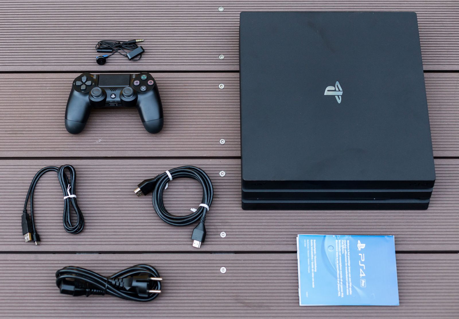 Playstation 4 Pro im Test: Starkes Upgrade, aber kein Muss - Gaming ...