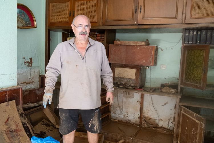 Nach der Hochwasserkatastrophe von Valencia: "Wir haben alles verloren ...