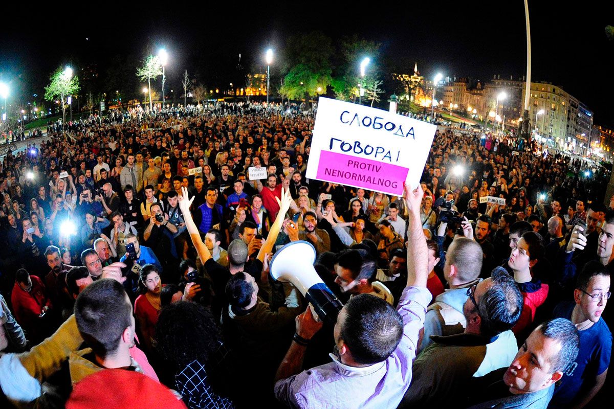 Serbien: Proteste gegen Vučić in mehreren Städten - Serbien ...