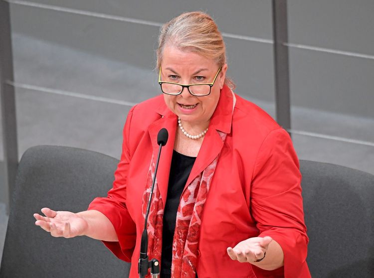 Von 150 Euro Im Monat Leben Fr hliche Ahnungslosigkeit Hans Rauscher Von 150 Euro Im Monat Leben Fr hliche Ahnungslosigkeit Hans Rauscher