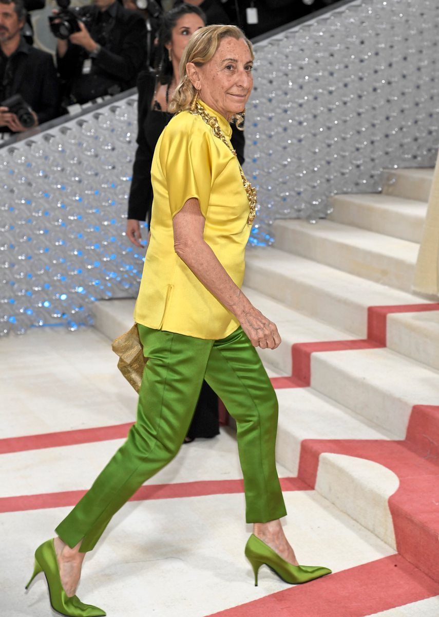 Pionierin des Ugly Chic: Modemacherin Miuccia Prada wird 75 - Mode ...
