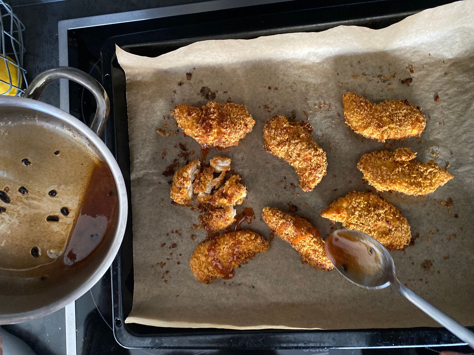 Rezept für Baked Hot Honey Chicken – gebackenes Hendl mit scharfer ...