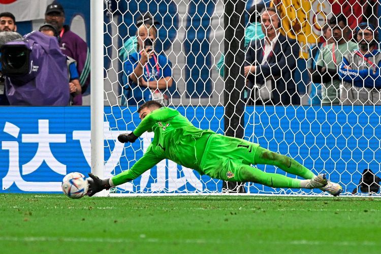 WM-Achtelfinale: Kroatien ringt Japan im Elfmeterschießen nieder - WM ...