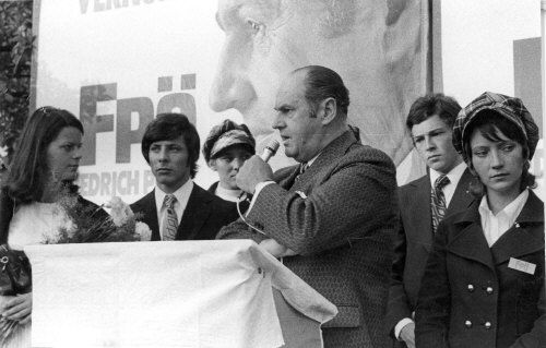 Warum die FPÖ nicht zur Befreiungsfeier für das KZ Mauthausen ...
