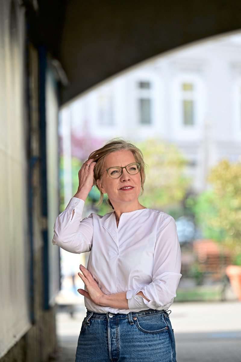 Gewessler will Grünen-Chefin werden: "Wir sparen uns die Zukunft weg" - Grüne - derStandard.at ...