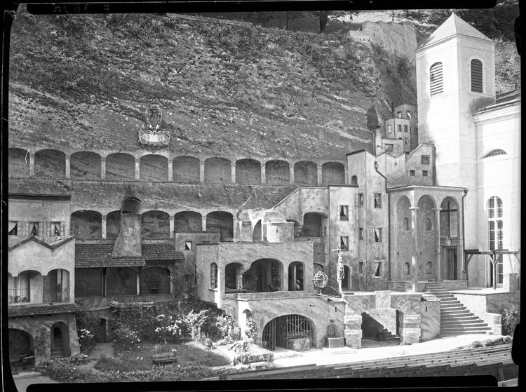 Salzburger Festspiele rekonstruieren "Faust-Stadt" von 1933 - Bühne ...
