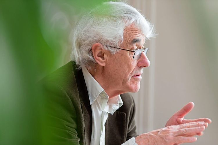 Colin Crouch: "Ohne EU stürzt die Welt ins Chaos" - Wirtschaftspolitik ...