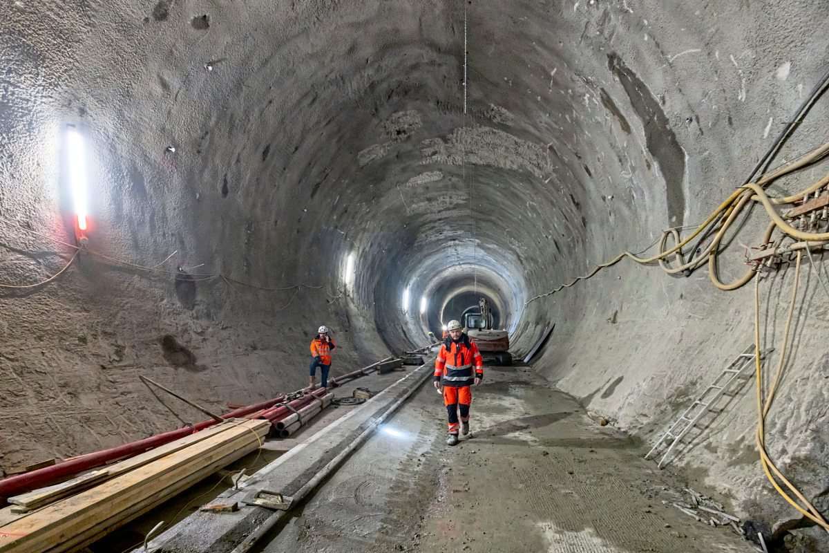 Drill, baby, drill: Wie die Tunnelmaschine Debohra der U-Bahn den Weg ...