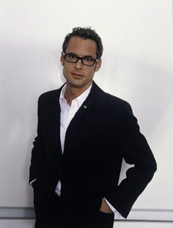 Christian Rausch neuer "Head of Marketing Communications" bei 3 ...