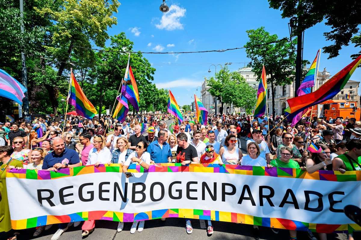 Vienna Pride 2025 findet von 31. Mai bis 15. Juni statt - Wien ...