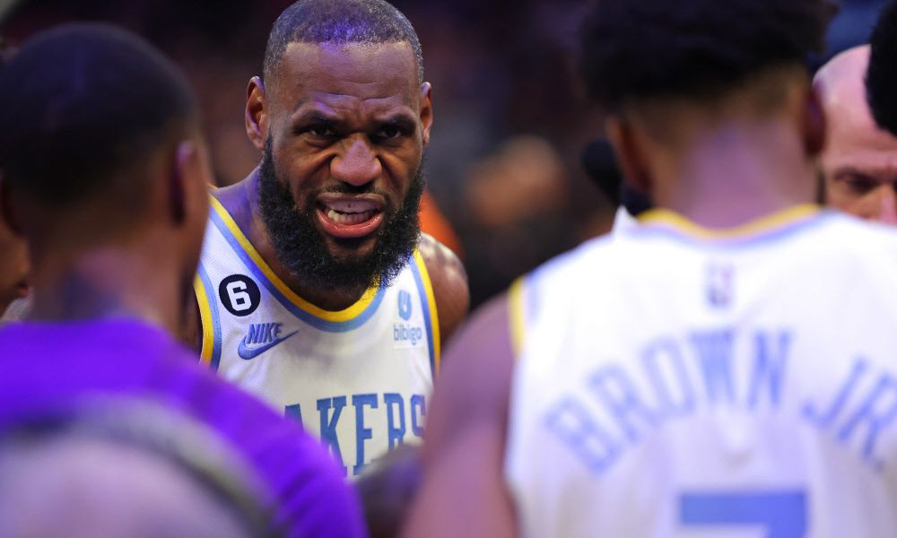 James prolongiert Rekordjagd: Triple Double in New York - Mehr Sport ...