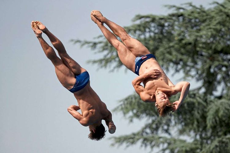 Anton Knoll und Dariush Lotfi holen sensationell EM-Gold im Synchron ...