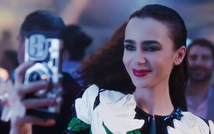 Neue Staffel "Emily in Paris": Wenigstens ist das Essen gut - Serien ...