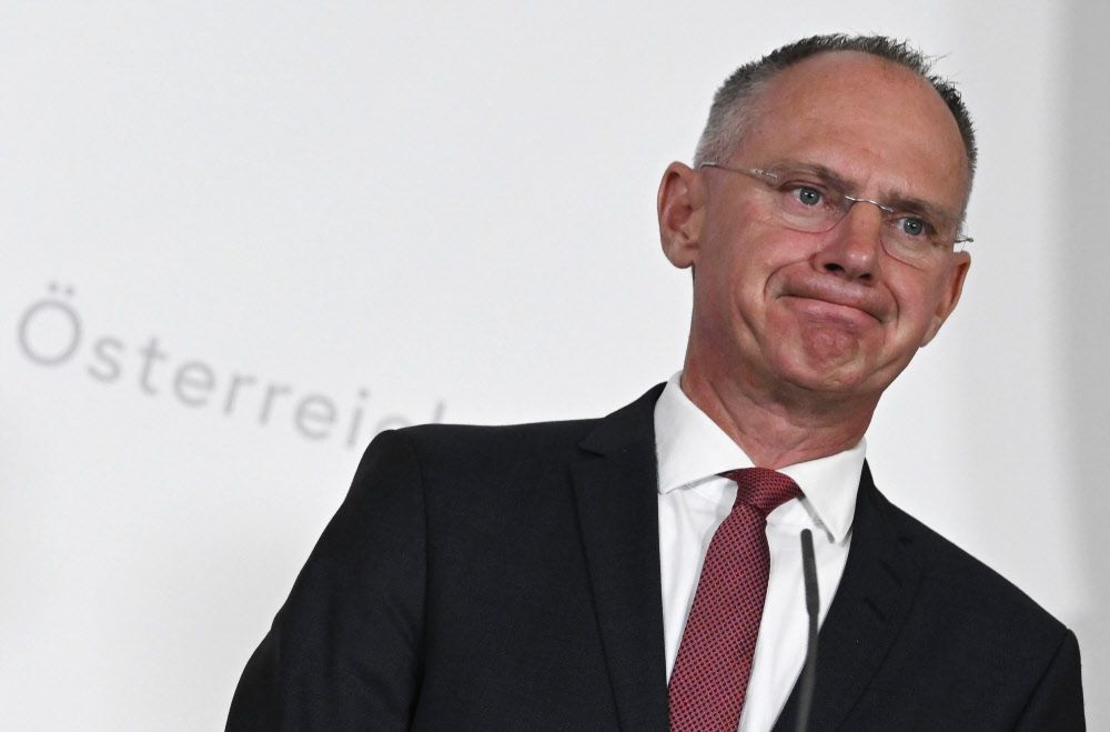 Plagiatsvorwürfe gegen Innenminister Karner bringen Clinch um ...