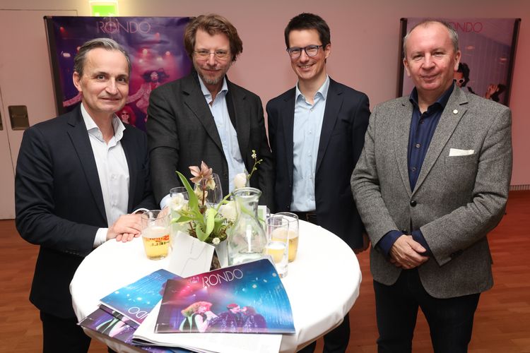 Das neue RONDO, um viele Nuancen reicher - STANDARD-Gruppe ...