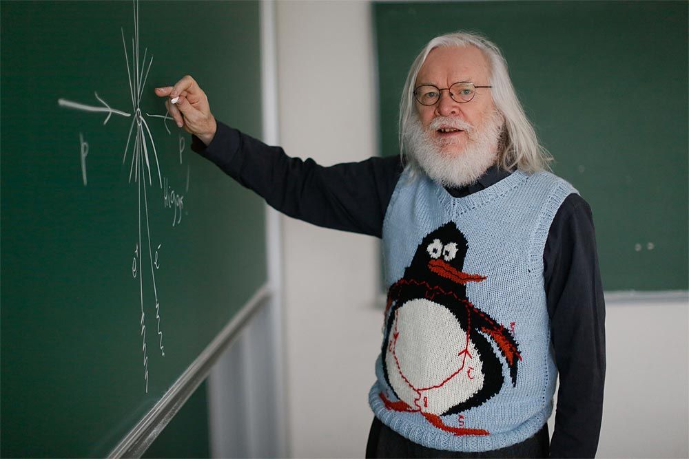 Physiker John Ellis: "Die Teilchenphysik ist nicht genug" - Materie ...