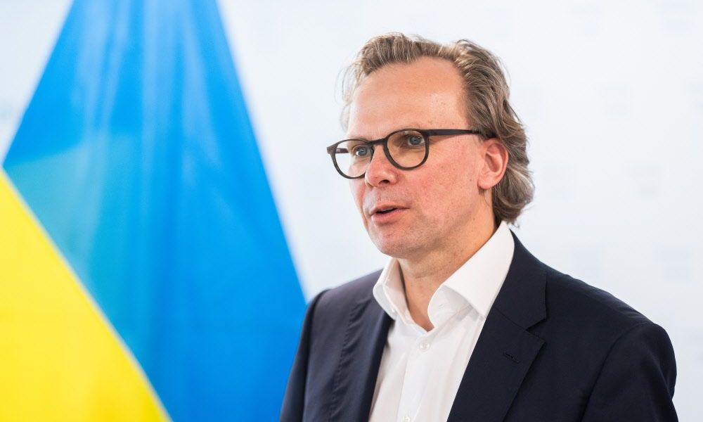 Ex-Magenta boss Andreas Bierwirth surprisingly leaves Erste Group ...