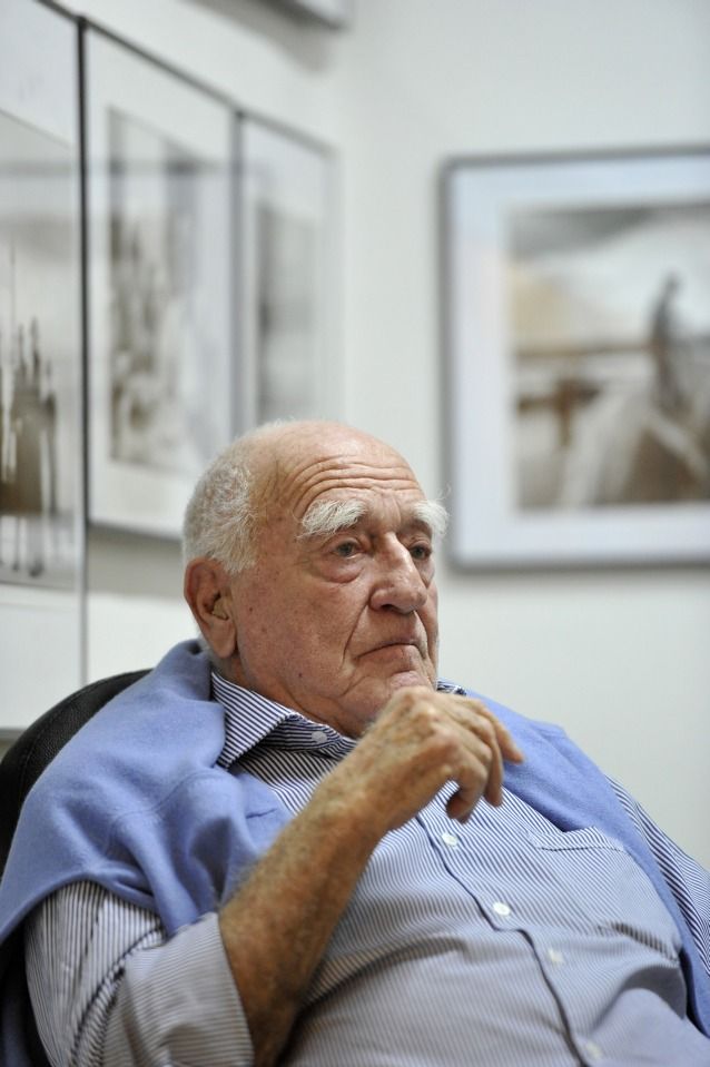 Erich Lessing in seiner Fotogalerie - Cremers Photoblog - derStandard ...