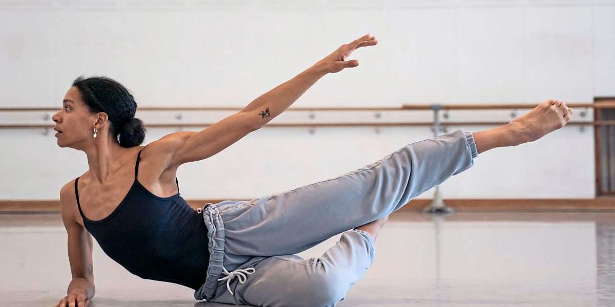 Zwei "Auftritte" für den großen Choreografen Merce Cunningham - Tanz ...