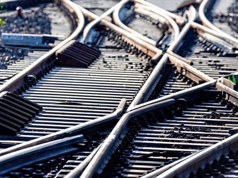 Weichenstellung für beständigen Bahnverkehr - Forschung Spezial ...