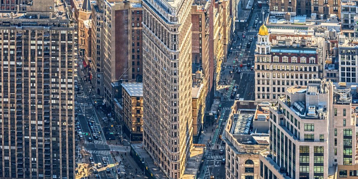 Berühmtes Flatiron-Building in New York wird versteigert - Architektur ...