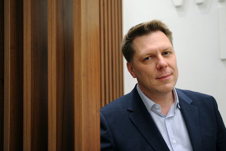 "Justiz ist kein Entertainment": Schmid-Anwalt Kier und Karmasin-Anwalt ...