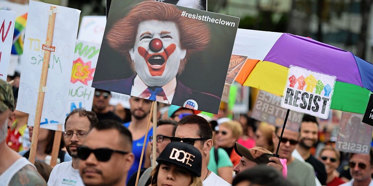 "Pride Parade" in Los Angeles wurde zu "Resist Parade" gegen Trump ...